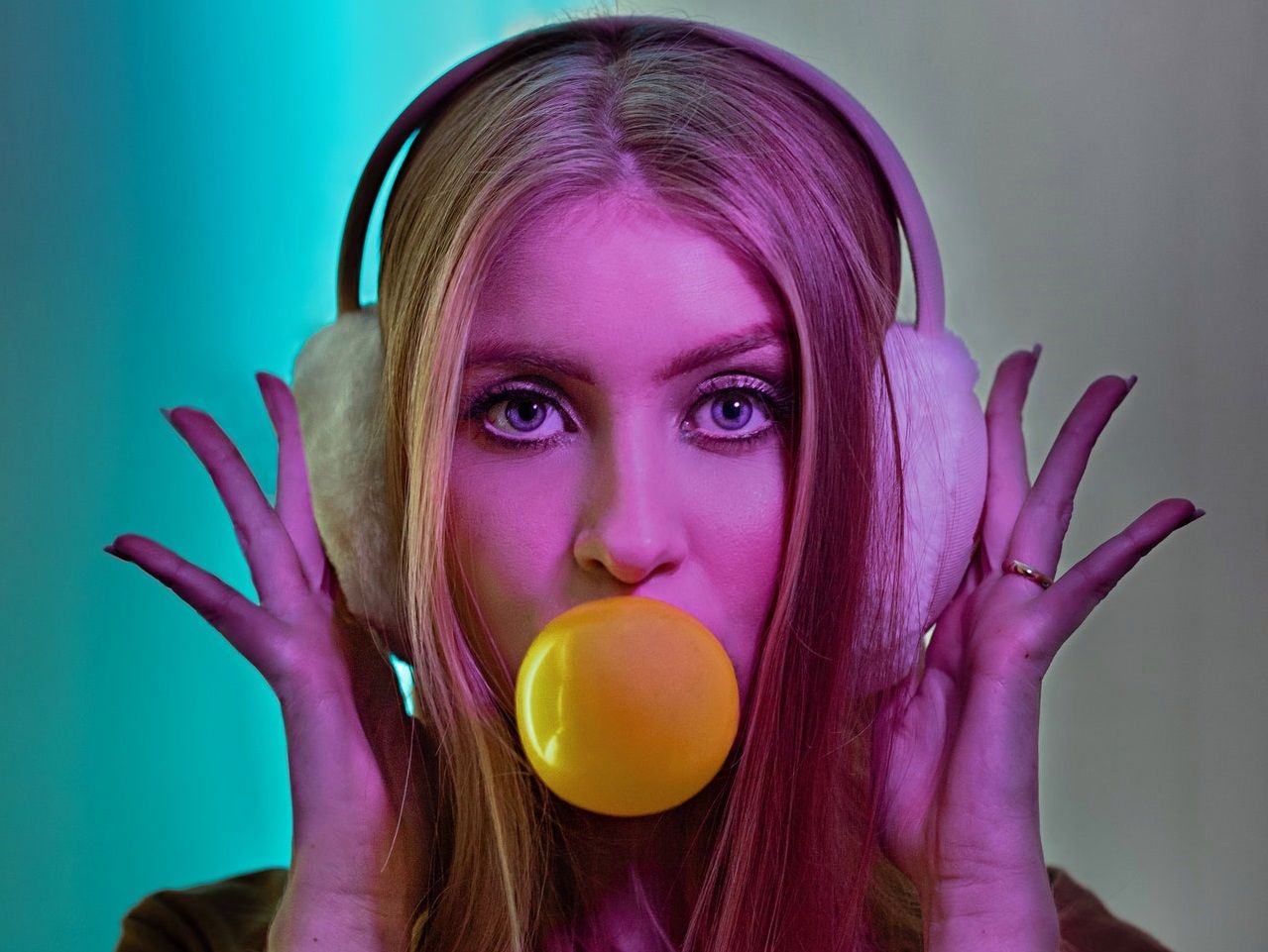 Te sorprenderá de qué están hechos los chicles - La Raza